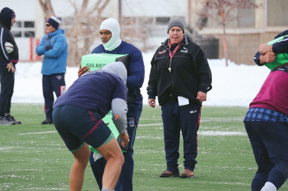 Sarah Chobot hace historia, única mujer que dirige un equipo masculino ...