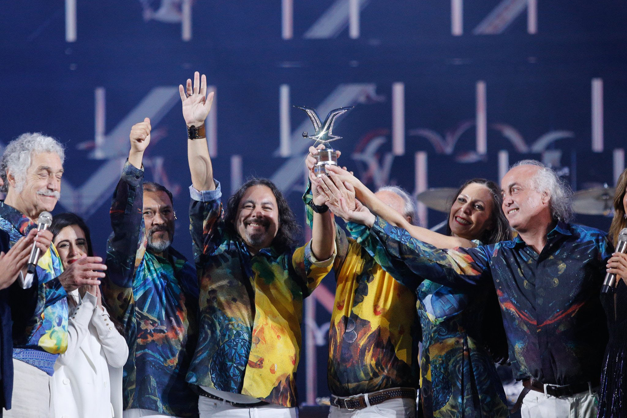 Los Jaivas, reconocidos por sus 60 años de historia con la Gaviota de ...