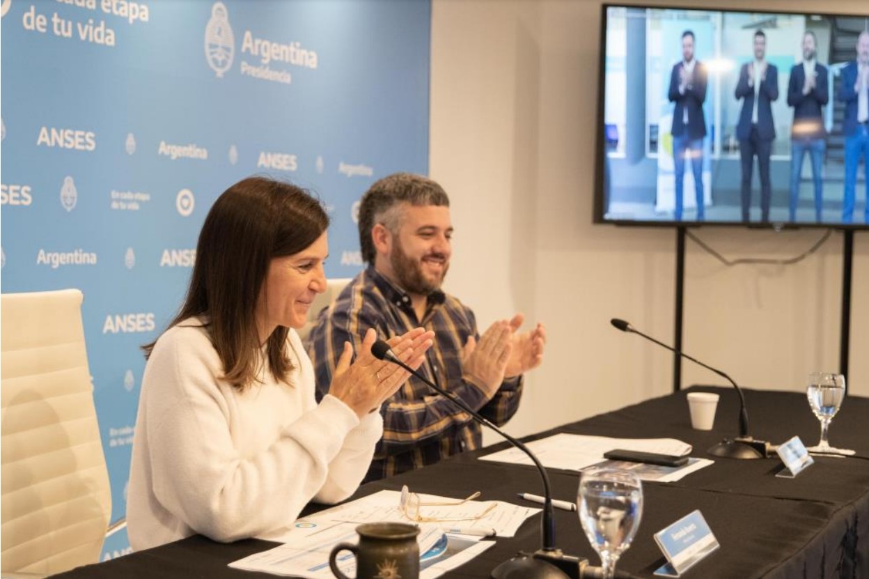 Fernanda Raverta inauguró una nueva oficina de Ansés en Santa Fe ... Fernanda Raverta inauguró una nueva oficina de Ansés en Santa Fe ...