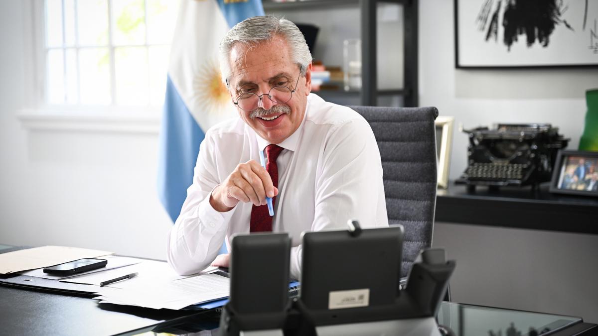 Dirigentes Del Frente De Todos Saludaron Al Presidente Alberto