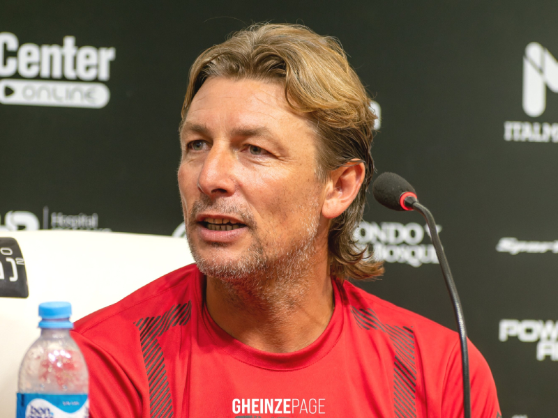 Heinze apuntó contra el VAR y pidió igualdad: “Depende el partido ponen ...