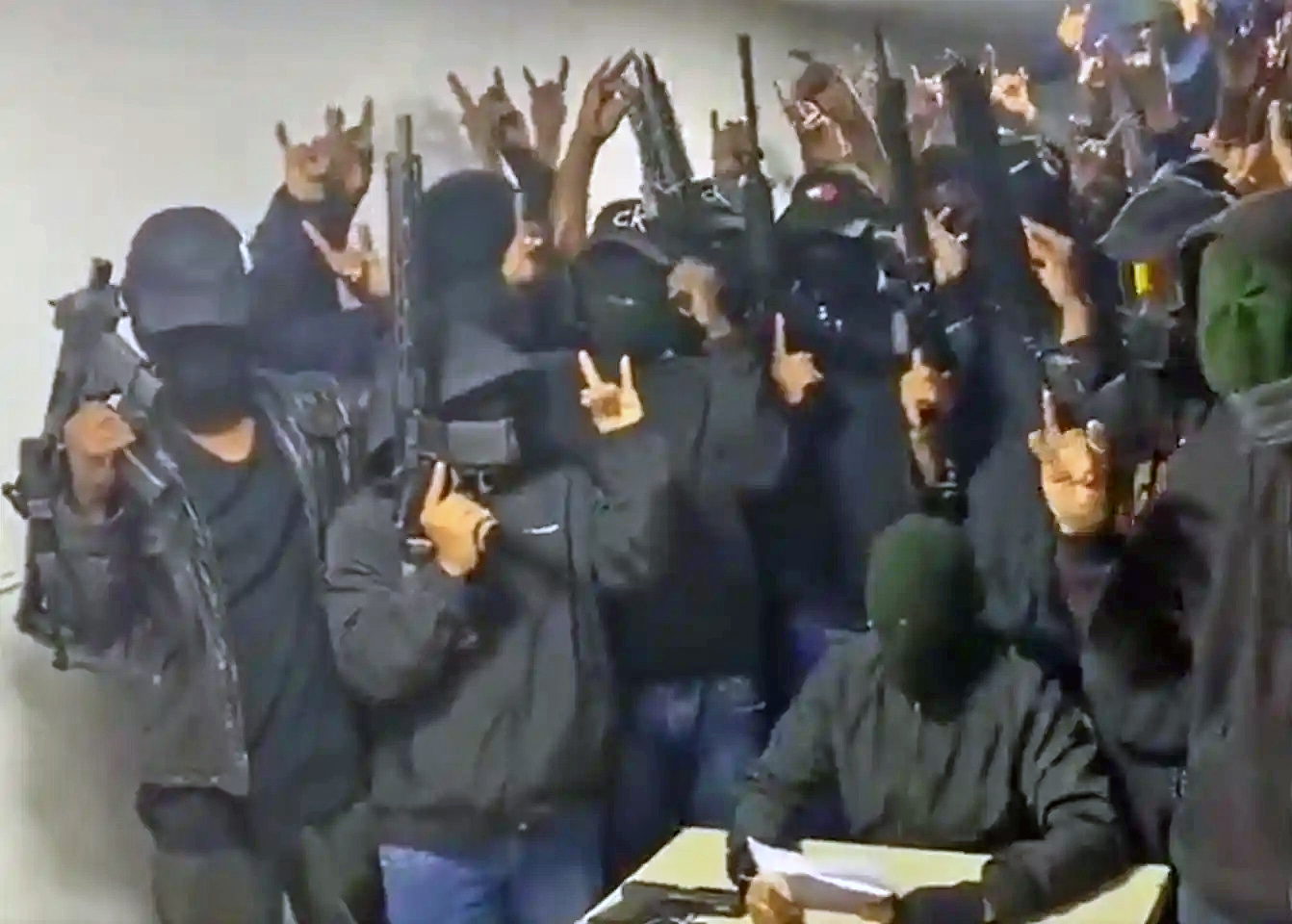 Quiénes son Los Lobos, grupo criminal que en un video se atribuye el crimen del candidato ...