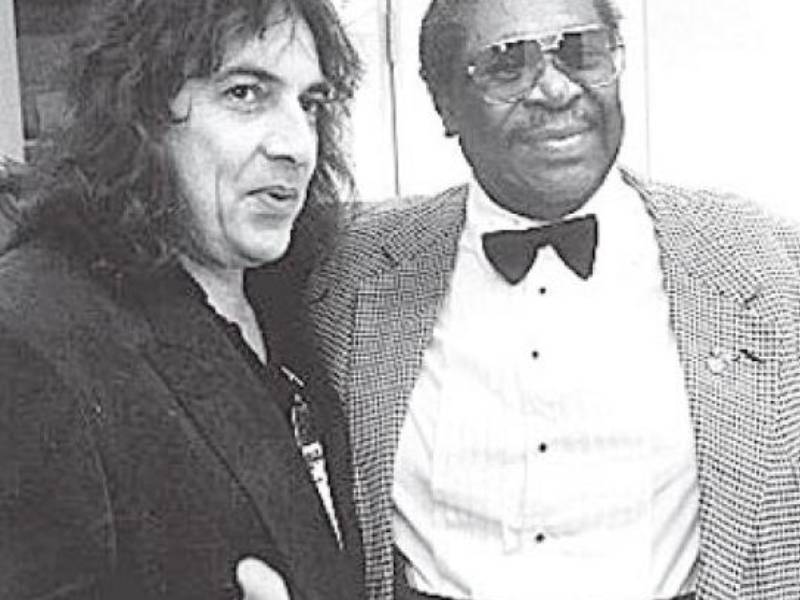 A 30 años de la consagratoria noche en la que Pappo fue invitado por B ...