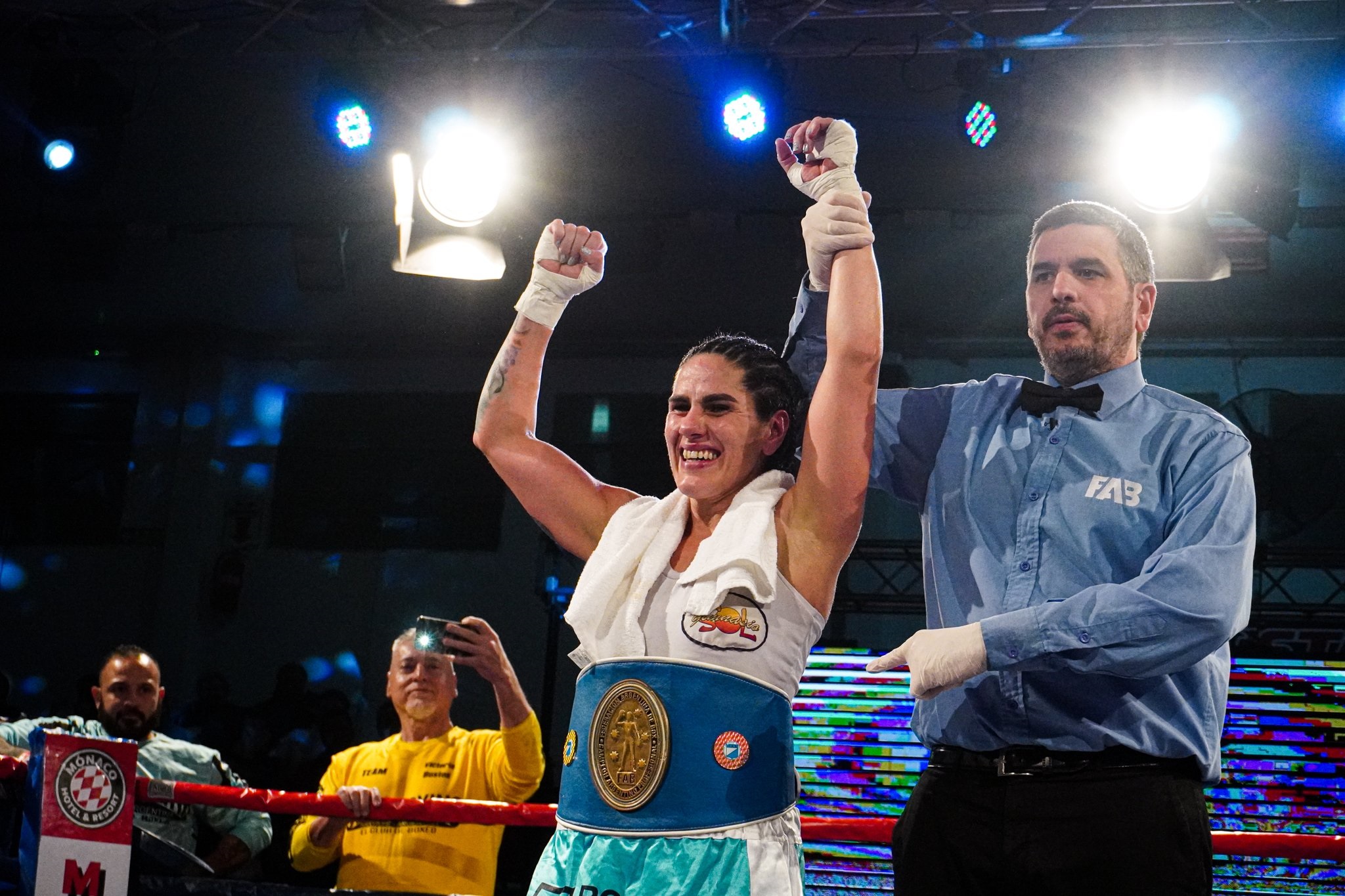 Una Leona: Victoria Bustos es campeona argentina Superpluma - EL CIUDADANO