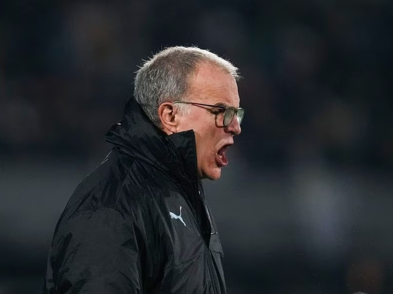 Bielsa terminó de pulir la lista de Uruguay y volvió a dejar afuera a ...