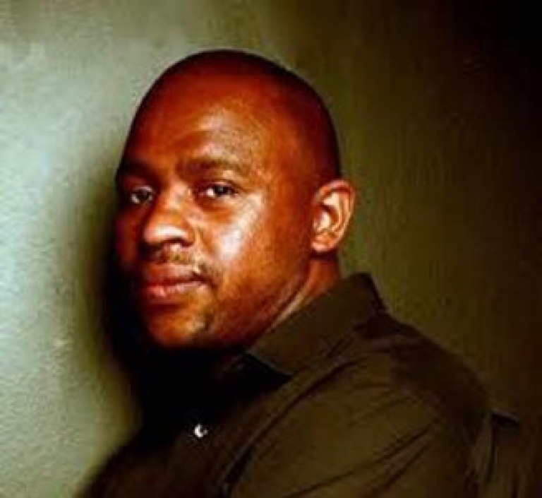 Elifasi Msomi, "el asesino del hacha": mató a machetazos a 15 personas ...